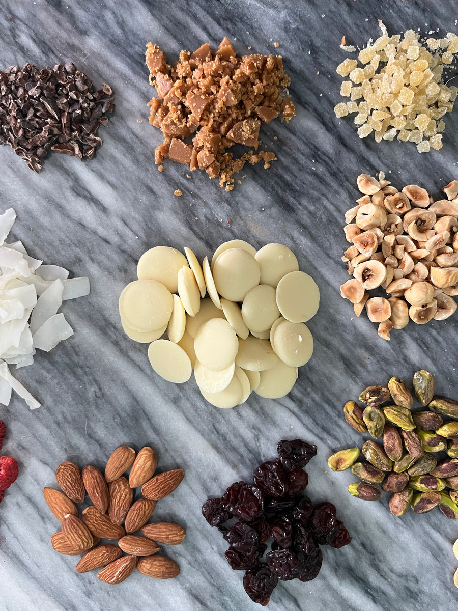 Create your own 35% white chocolate bar – LUX Artisan Chocolates